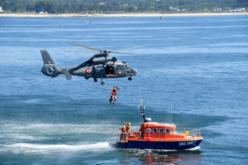 Rescue at sea! - First News Live!