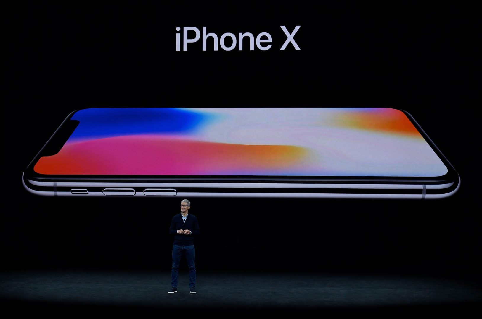 Apple unveils its latest handset – the new iPhone X - First News Live!