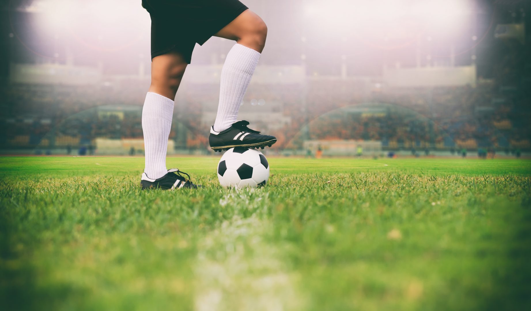 Who's the best male football player? - First News Live!